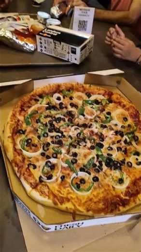 angle pizza 🍕😋#shorts #youtubeshorts #love #enjoy #youtubeshorts