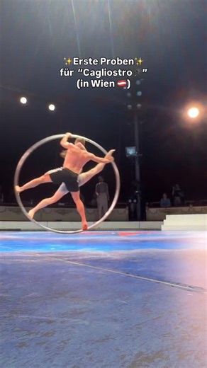 Als @duounity sind wir gerade bei einer neuen Produktion in Wien 🇦🇹. Mit einer neuen Version unserer Nummer begleitet mit dem Gesang von @sophia_gorgi & @josef.ellers 🎤. Am 10.09 ist die große Premiere von “Cagliostro” zusammen mit @circustheaterroncalli und @johannstrauss2025 🎭 (Link zur Show ist in der Bio) 🙌 wir freuen uns auf euch!! | ZirkusLea