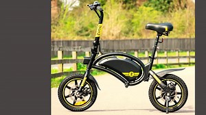 El curioso vehículo eléctrico plegable que fusiona los conceptos de bici y patinete