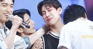 The Time GOT7 BamBam Broke Down Crying In Front Of His Fans
