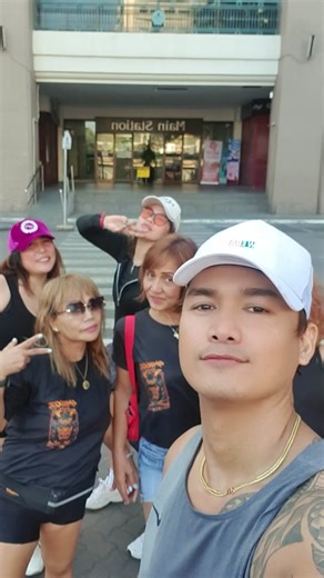 Erwin Mendana (@erwinmendana)’s videos with Lil Boo Thang - Paul Russell