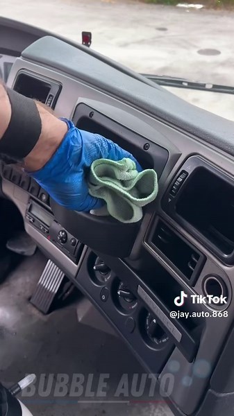 Expert Car Washing Tips for Perfect Detailing