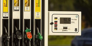 Shell Earnings Beat Forecasts on Strong Gas Trading; Launches $3.5 Bln Buyback