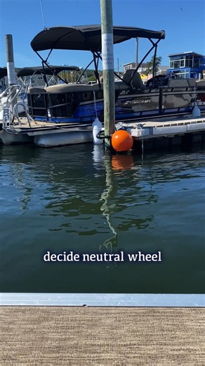 How to dock a pontoon boat PART 1 OF 2 #boating #docking #pontoonboats #yourbridgetoboating #highlandsnj #bridgemarina | Bridge Marina, Inc.