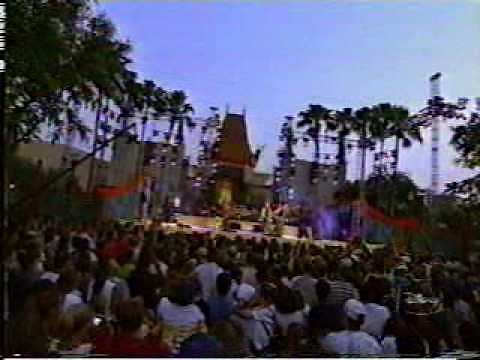 Nsync, Disney 'n concert (Crazy For You)