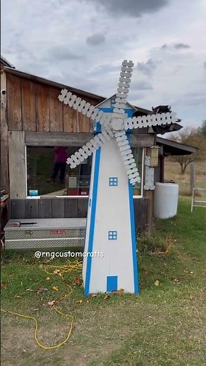 Wooden Windmill Spinning Fast in the Wind | Rustic Outdoor Yard Art # #woodworking