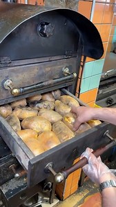 1.5M views · 10K reactions | Kumpir is a delightful Turkish dish featuring a baked potato sliced open and heaped with a variety of scrumptious toppings. Options include sweetcorn, peas, tuna, and assorted salads. Don’t forget to add cheese and butter for the perfect finish.   @aciktim1995 | Taste Lab | Facebook