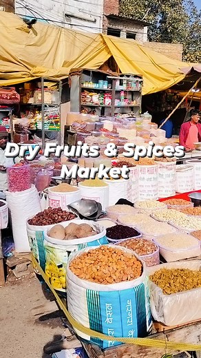 Dry Fruits & Spices Market Pull Mithai Sadar Bazaar Delhi #dryfruits #spicesmarket #dryfruitwholesale | Market Walks