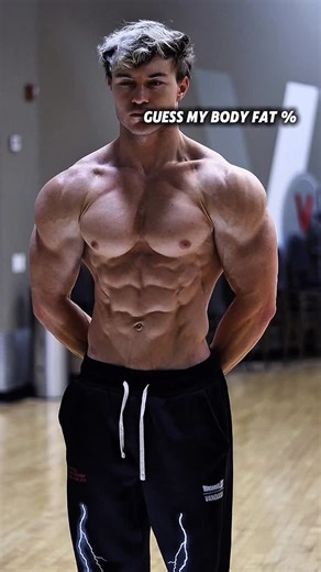 Jason Bjarnson on Instagram: "My current maintenance stats. I can keep this look year-round no problem. If you guess my body fat correct you get a 🍪 - - - #ripped #abs #sixpack #shredded #bodybuilding #aesthetic #fitness #fit #gym #gymlife #gymmotivation #gymshark #davidlaid #jeffseid #model #malemodel"