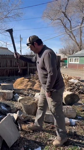 1st usediy Pickaroon. Made from a cheap intertool axe #pickaroon #axe #diy #tools #woodprocessing