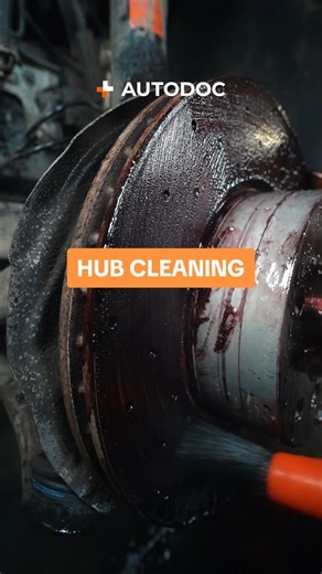 Hub Cleaning: Best Products for a Spotless Finish