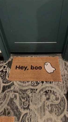 Hey, boo 👻😘 #Halloween | Kiana Ledé