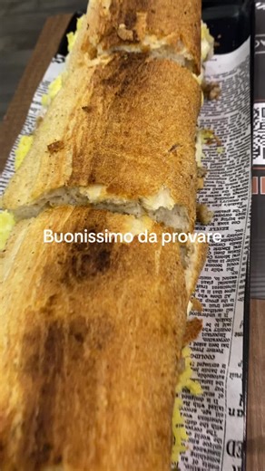 Video di massimo orefice (@maxsimo3) con I P’ ME, TU P’ TE - Geolier