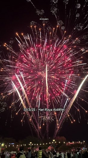 Bunga Api Terbanyak untuk Malam Raya Aidilfitri
