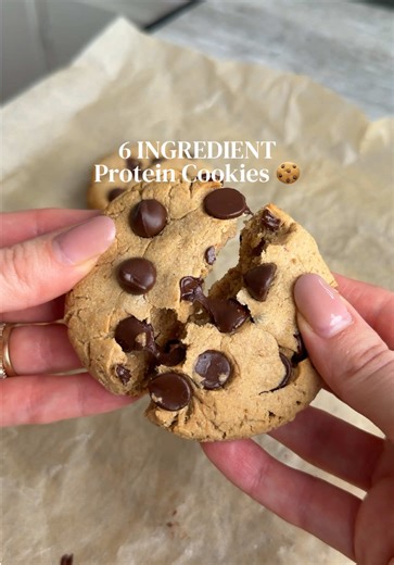Delicious 6-Ingredient Protein Cookies Recipe