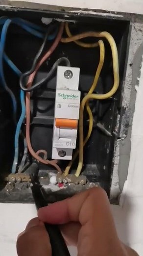 Causes of Check Appearing on Electric Meter