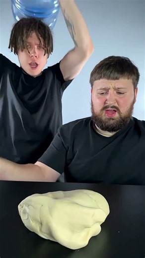 Making baking challenge #memes #funny #comedy #explosion #clipboard #foodchallenge