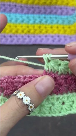 Simple crochet blanket pattern