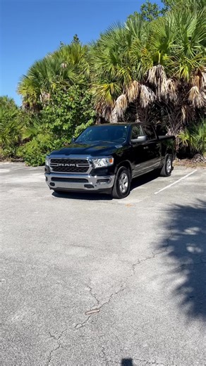 TIME IS RUNNING OUT! 🛻👀 We want you to start 2026 off right! Enter now for your chance to win a RAM 1500! Click the link in our bio and remember you must be a registered business owner in the state of Florida to enter! #floridabusiness #trucktok #businessowners #giveaways #2026
