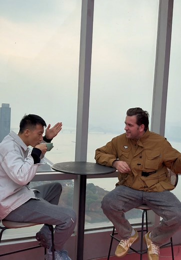 Kafe Ekspres ose Kapucino në Shqipëri 😂😂