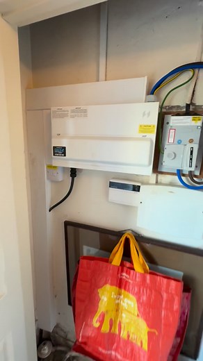 Part 2 – Pulling in the New Cable & Summer House Supply In this part of the job I’m pulling in a new cable, using the old one as a draw wire to get it through into the attic cleanly. I then show the recently fitted Navitas consumer unit, where I’ve added an MCB feeding the SWA that supplies the summer house. You can see the full run of the armoured cable — taken under the floor, out along the wall and neatly clipped using D-Line clips before entering the summer house. All installed safely, neatl