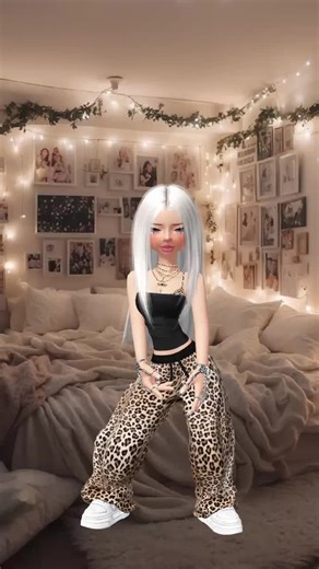 I'm your dream girl but your not my type I love this song! DC: me Dance name: Arizona B #fypp #zepetotiktoker #newzepetotiktoker #zepetoapp