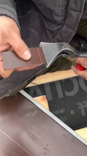 Perfect roof steel sheet laying connection skills | Sanford Civil Consultant