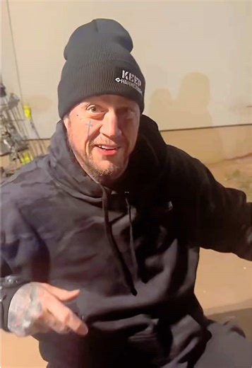 The sights and sounds of Uncle Roll first bowhunt. #jellyroll #bunniexo #jellyandbunnie