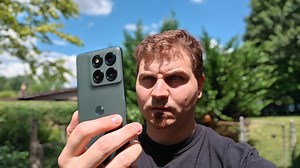 A fast-growing Android bug report spells potential relief for users affected by temporal dithering