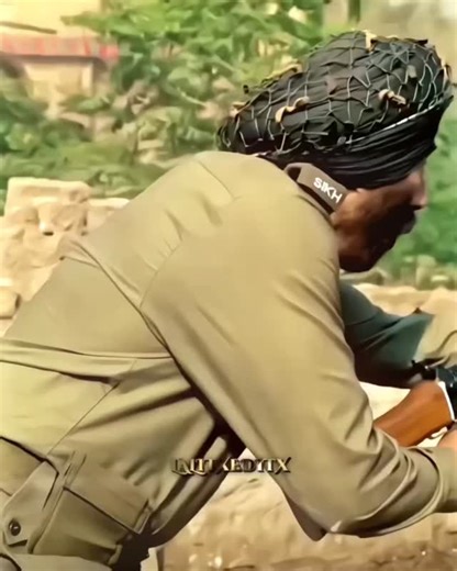 Winter 🥶❄️ on Instagram: "Aura of sunny deol☠️🔥 @iamsunnydeol . . . . #sunnydeol #varundvn #border2 #border2trailer #bollywood"