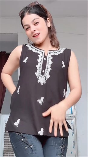 साड़ी नीला नीला के रोमांटिक डांस kushi kakar #vralvideo #dance #viralsong 2026