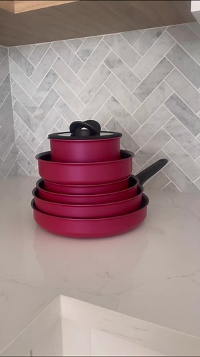 Introducing our Ingenio Cookware sets in two NEW colours just in time for summer. Now available in Forest Green 🌲 and Rose Pink. 🌹 💗 Shop all the colours: https://www.t-fal.ca/en/ingenio-cookware | T-Fal