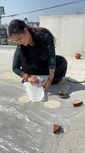 185K views · 718 reactions | Papad banane ki taiyari ✨✨ #matarnashta #trendingreels #bundosarecipe #trendingreels #cooking #insta #ChawalkiRoti | Apni cooking classes | Facebook