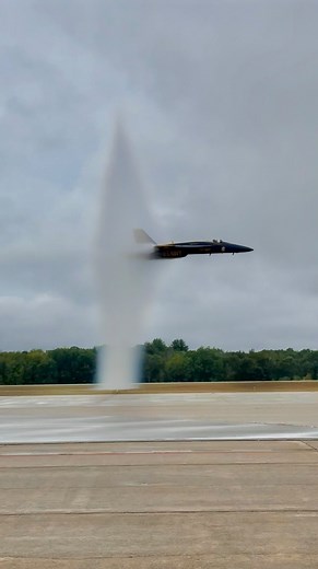 Insane vapor cone forms on F/A-18 Super Hornet as it flies just under mach 1 #trending #viral #fighterjets #f18 #blueangels #airplanes #aviation #BlueAngels #Inverted #SolosRule #blueangelsairshow #airshowseason #airshow #air #show #blue #gold #solosrule #superhornet #f18 #fa18 #f18hornet #usn | Pavel