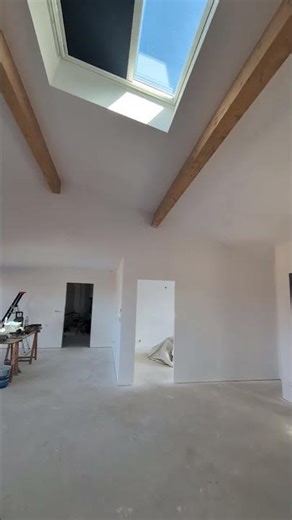 Pose velux avec store électrique #home #interiordesign #velux