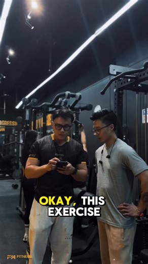 Your chest doesn’t push — it HUGS. The main job of your chest (pectoralis major) is horizontal adduction: bringing your arms from wide to together, not just pushing weight away. That’s why cable fly is a gold exercise when done right: • Slight bend in the elbows • Chest up, shoulders down & back • Think “wrap your arms around a barrel” • Squeeze the chest at the center, slow on the way back • Control the weight — ego lifting kills gains Train smarter, not heavier. Your chest will thank you. 👉 S