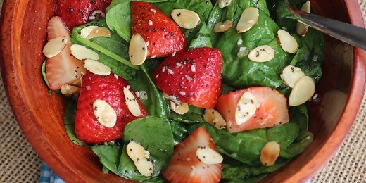 Strawberry Spinach Salad
