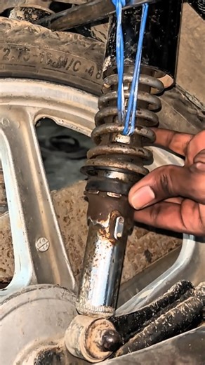 Very useful Trick! Smart Hack to Adjust Your Motorcycle Spring Height!