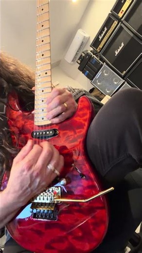 Super-fast scales + melodic lines = guitar magic 🔥 #guitarist #shredguitar #metalguitar #guitarsolo