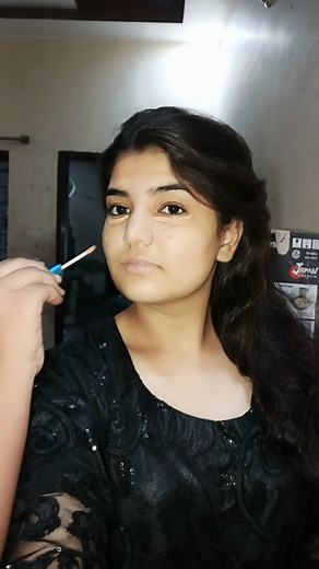 Saree Vlog - Embracing Own Voice with Aqsa Sagar