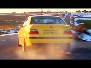 BMW M3 Acceleration Exhaust Sound Fly By Revs Revving 3.2L E36