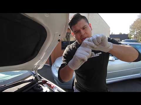 How to REPLACE/CHANGE Headlight Bulb Hyundai Elantra