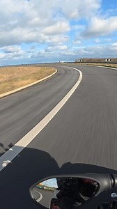 Corners, Filtering & Sun Shining! Filtering on a motorcycle has to be one of the best feelings ever when getting through traffic quicker haha! Corning on a dry road is a good feeling to! But doing them both with the sun shining is therapeutic!This video is copyrighted by Motojimm 2025. #motojimm #motorcycle #ruroc #gomotomounts #rurochelmet #djiaction5pro #motorcycle #motorbike #aprilia #apriliaTuono #tuono #tuono660 #bikercommunity #motovlog #wholesome | Motojimm