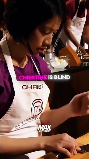 Blind Chef Gets a Live Crab and Shocks Everyone!