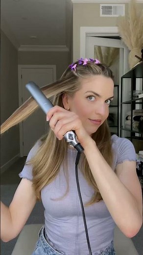 HOW TO CREATE A TWISTED BUTTERFLY CLIP HAIRSTYLE