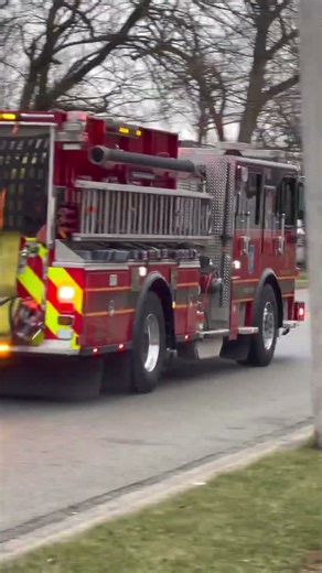 Baltimore County Fire Department Truck 13 Engine 13 Responding to an Appliance Fire 3-16-25