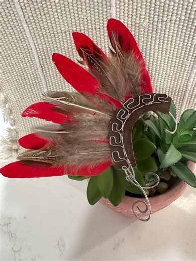 Feather Ear Cuff, Handmade Jewelry, Joyeria Artesanal, Bohemian Ear Feathers, Copili - Etsy