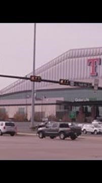 Tarrant Area Food Bank: Inside Tuesday’s drive-up food giveaway