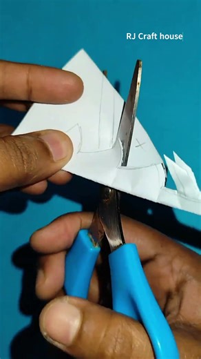 ❄️Simple Paper Snowflakes DIY | Christmas Decor #rjcrafthouse #papercrafts #diy #shorts #craft