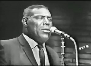 Howlin Wolf "How Many More Years" | Aardvark Blues FM